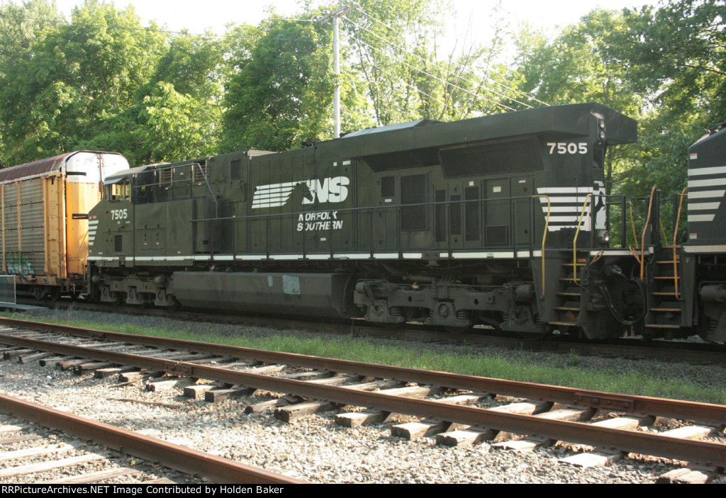 NS 7505